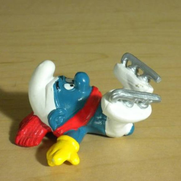 schleich | Toys | Smurfs Ice Skater Skating Figure Vintage 978 Rare Pvc ...